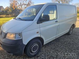 Balts Volkswagen T5 2005 Valka, ar dzinēja tilpumu 1.90 L un nobraukumu 363 tūkst. km par 3300 €, foto 2 vietnē AUTOMOTO.COM.LV