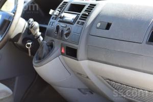 White Volkswagen T5 2005 in Tukums, with an engine capacity of 2.50 L and mileage of 325 thousand km for 3150 €, photo 10 on AUTOMOTO.COM.LV