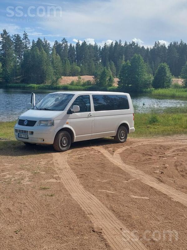 White Volkswagen T5 2005 in Madona, with an engine capacity of 1.90 L and mileage of 420 thousand km for 3200 €, photo 2 on AUTOMOTO.COM.LV