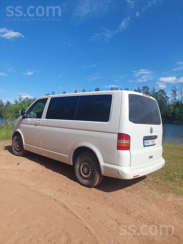 White Volkswagen T5 2005 in Madona, with an engine capacity of 1.90 L and mileage of 420 thousand km for 3200 €, photo 4 on AUTOMOTO.COM.LV