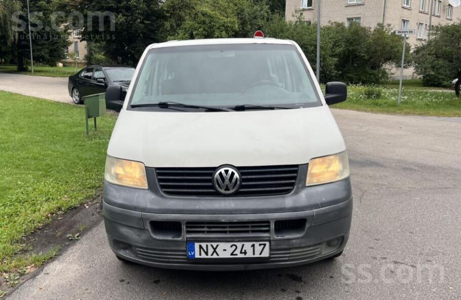 Balts Volkswagen T5 2005 Rīga, ar dzinēja tilpumu 1.90 L un nobraukumu 350 tūkst. km par 3400 €, foto 3 vietnē AUTOMOTO.COM.LV