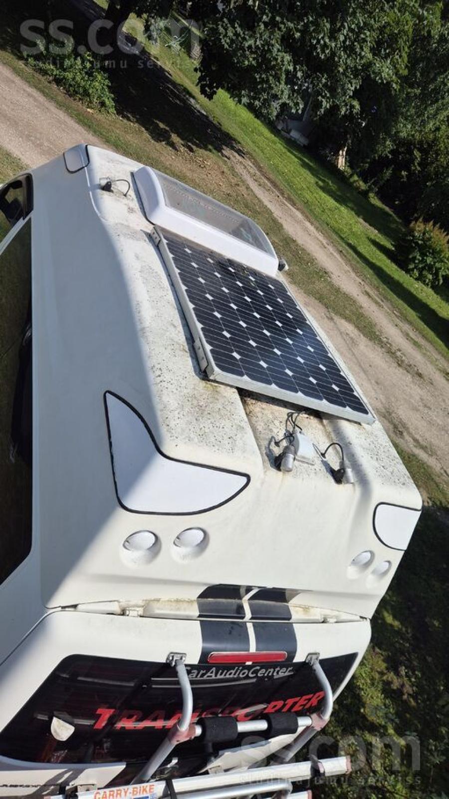 Balts Volkswagen T5 2005 Rīga, ar dzinēja tilpumu 1.90 L un nobraukumu 276 tūkst. km par 6700 €, foto 4 vietnē AUTOMOTO.COM.LV