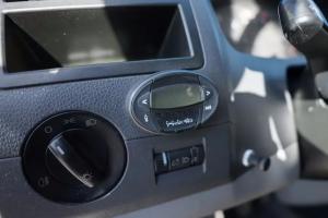 Balts Volkswagen T5 2006 Liepāja, ar dzinēja tilpumu 1.90 L un nobraukumu 195 tūkst. km par 6000 €, foto 16 vietnē AUTOMOTO.COM.LV