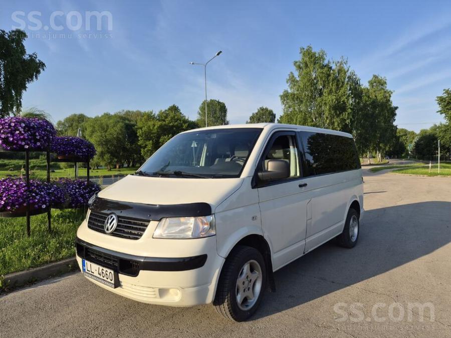 White Volkswagen T5 2006 in Jekabpils, with an engine capacity of 1.90 L and mileage of 348 thousand km for 4550 €, photo 3 on AUTOMOTO.COM.LV