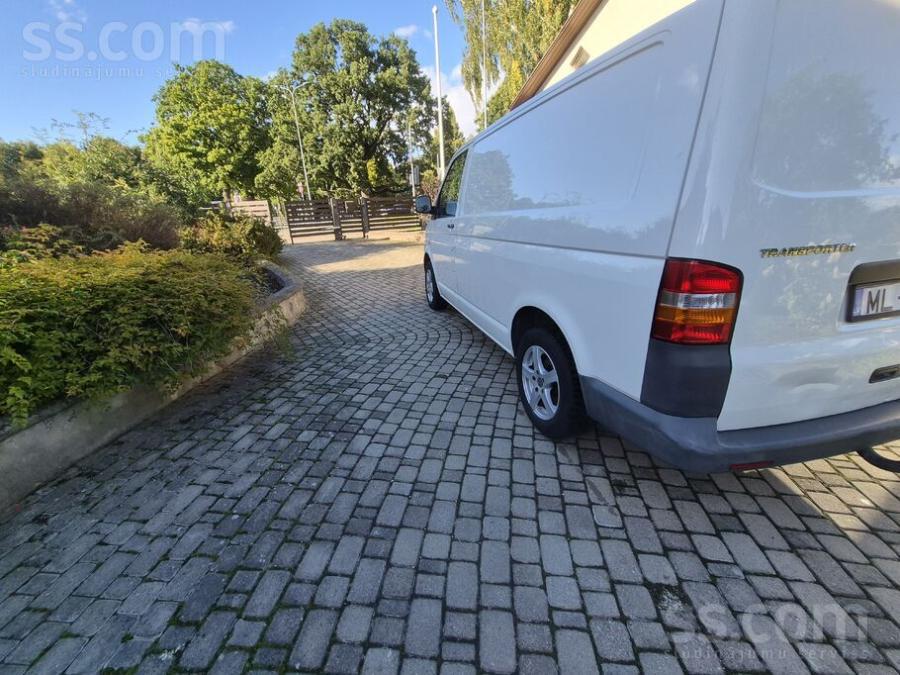 Белый Фольксваген Т5 2006 в Валмиера, объемом двигателя 1.90 л и пробегом 417 тыс. км за 3700 €, фото 9 на AUTOMOTO.COM.LV