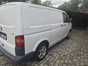 Белый Фольксваген Т5 2006 в Валмиера, объемом двигателя 1.90 л и пробегом 417 тыс. км за 3700 €, фото 10 на AUTOMOTO.COM.LV