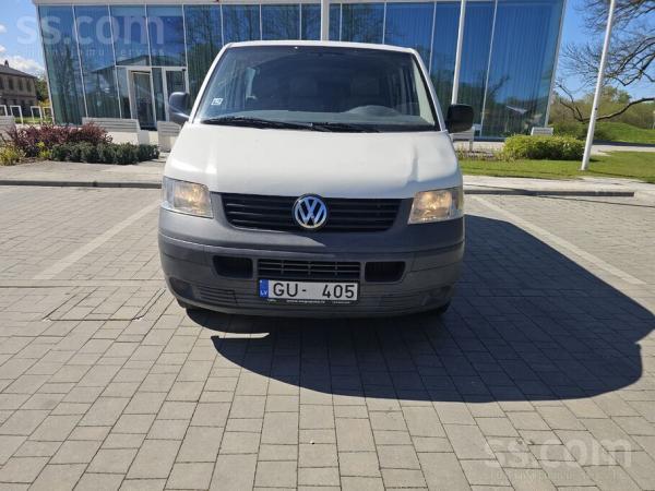 White Volkswagen T5 2007 in Riga, with an engine capacity of 1.90 L and mileage of 395 thousand km for 10690 €, photo 6 on AUTOMOTO.COM.LV