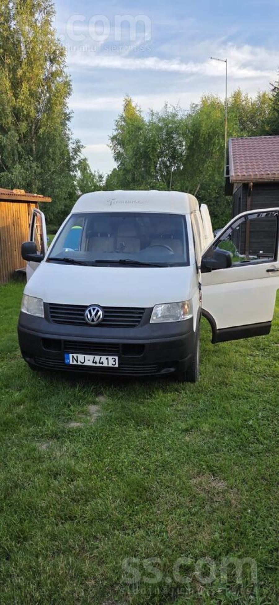 Белый Фольксваген Т5 2007 в Рига, объемом двигателя 1.90 л и пробегом 200 тыс. км за 4500 €, фото 6 на AUTOMOTO.COM.LV