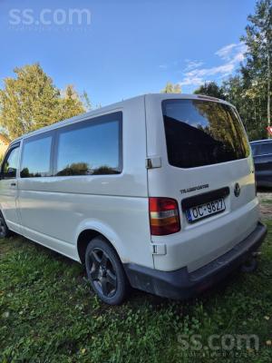 Balts Volkswagen T5 2007 Madona, ar dzinēja tilpumu 2.50 L un nobraukumu 457 tūkst. km par 9800 €, foto 5 vietnē AUTOMOTO.COM.LV