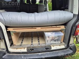 Balts Volkswagen T5 2007 Madona, ar dzinēja tilpumu 2.50 L un nobraukumu 457 tūkst. km par 9800 €, foto 14 vietnē AUTOMOTO.COM.LV