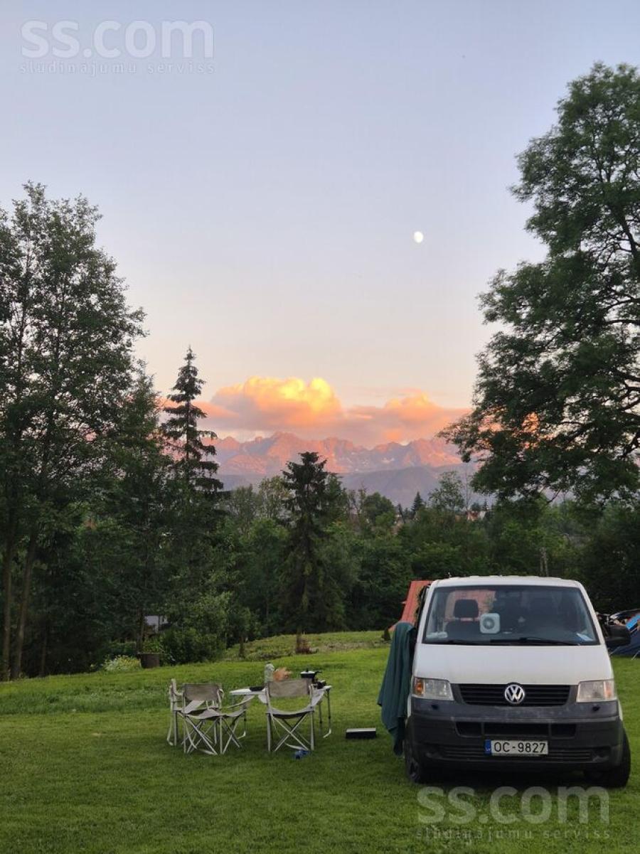 Balts Volkswagen T5 2007 Madona, ar dzinēja tilpumu 2.50 L un nobraukumu 457 tūkst. km par 9800 €, foto 17 vietnē AUTOMOTO.COM.LV