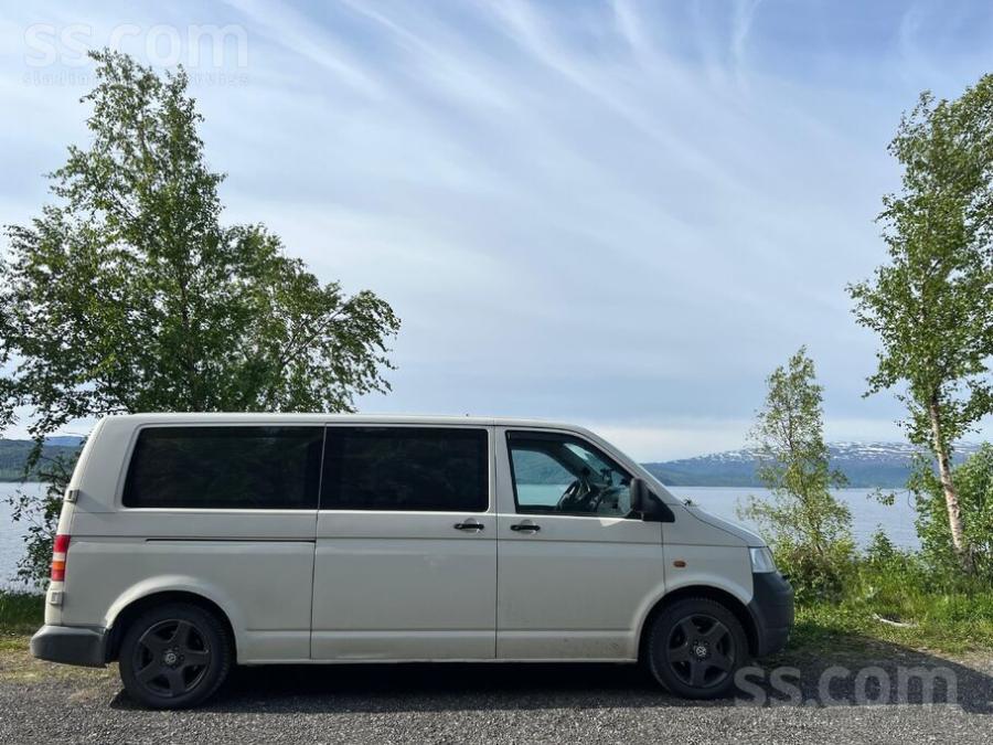 Balts Volkswagen T5 2007 Madona, ar dzinēja tilpumu 2.50 L un nobraukumu 457 tūkst. km par 9800 €, foto 18 vietnē AUTOMOTO.COM.LV