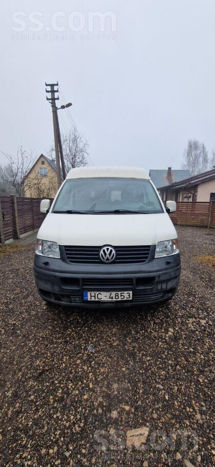 Balts Volkswagen T5 2008 Rīga, ar dzinēja tilpumu 2.50 L un nobraukumu 457 tūkst. km par 4650 €, foto 2 vietnē AUTOMOTO.COM.LV