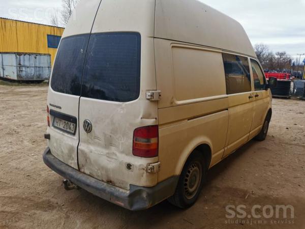 Balts Volkswagen T5 2008 Ventspils, ar dzinēja tilpumu 2.50 L un nobraukumu 433 tūkst. km par 2000 €, foto 3 vietnē AUTOMOTO.COM.LV