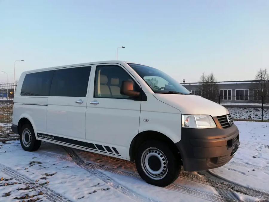 Balts Volkswagen T5 2008 Saldus, ar dzinēja tilpumu 1.90 L un nobraukumu 259 tūkst. km par 7000 €, foto 4 vietnē AUTOMOTO.COM.LV