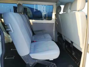 Balts Volkswagen T5 2008 Saldus, ar dzinēja tilpumu 1.90 L un nobraukumu 259 tūkst. km par 7000 €, foto 11 vietnē AUTOMOTO.COM.LV