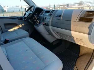 Balts Volkswagen T5 2008 Saldus, ar dzinēja tilpumu 1.90 L un nobraukumu 259 tūkst. km par 7000 €, foto 13 vietnē AUTOMOTO.COM.LV