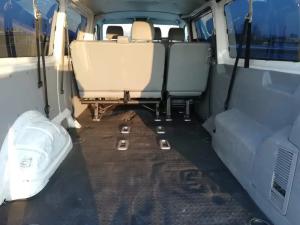 Balts Volkswagen T5 2008 Saldus, ar dzinēja tilpumu 1.90 L un nobraukumu 259 tūkst. km par 7000 €, foto 14 vietnē AUTOMOTO.COM.LV