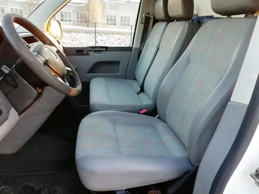 Balts Volkswagen T5 2008 Saldus, ar dzinēja tilpumu 1.90 L un nobraukumu 259 tūkst. km par 7000 €, foto 15 vietnē AUTOMOTO.COM.LV