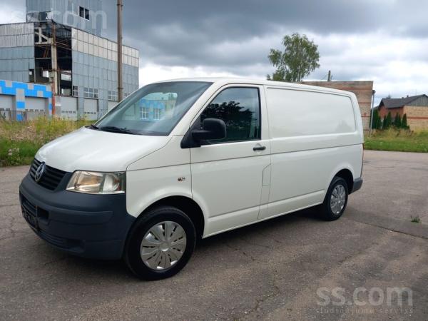 White Volkswagen T5 2008 in Liepaja, with an engine capacity of 1.90 L and mileage of 286 thousand km for 4950 €, photo 1 on AUTOMOTO.COM.LV
