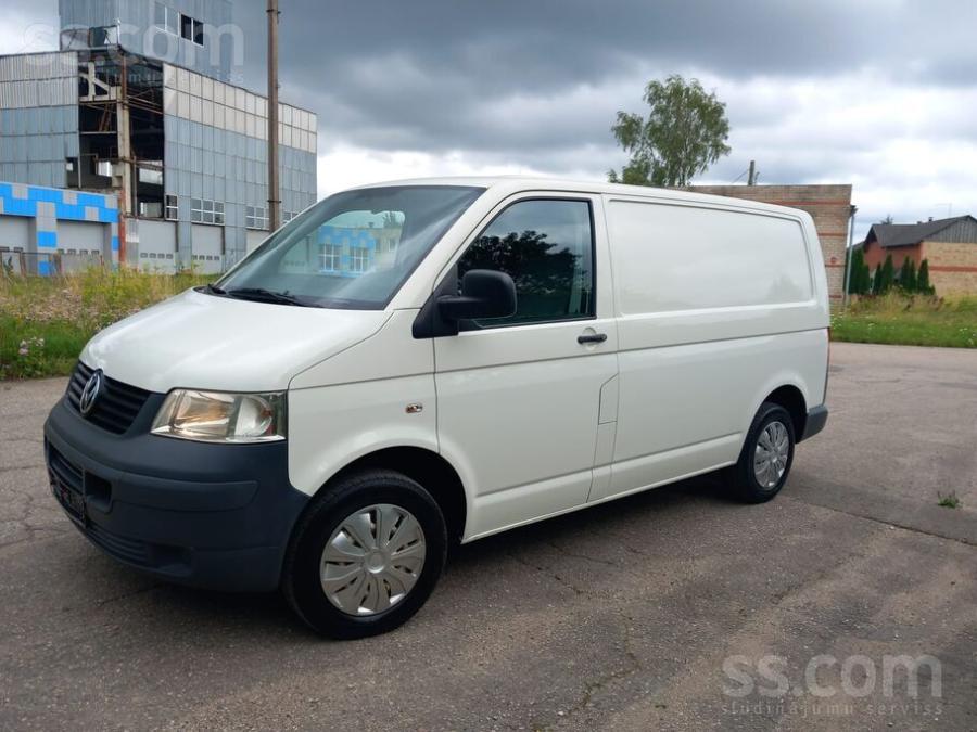 Balts Volkswagen T5 2008 Liepāja, ar dzinēja tilpumu 1.90 L un nobraukumu 286 tūkst. km par 4950 €, foto 1 vietnē AUTOMOTO.COM.LV