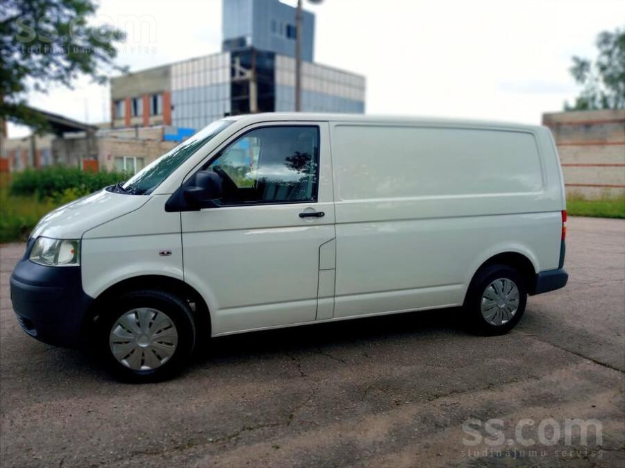 Balts Volkswagen T5 2008 Liepāja, ar dzinēja tilpumu 1.90 L un nobraukumu 286 tūkst. km par 4950 €, foto 8 vietnē AUTOMOTO.COM.LV