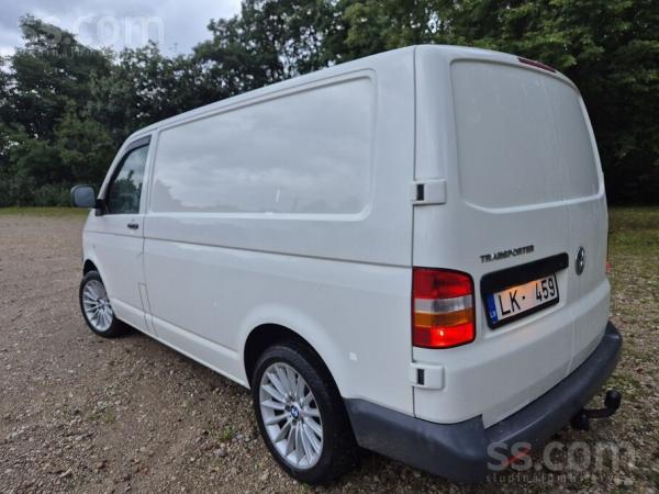 Белый Фольксваген Т5 2008 в Тукумс, объемом двигателя 1.90 л и пробегом 290 тыс. км за 7800 €, фото 5 на AUTOMOTO.COM.LV
