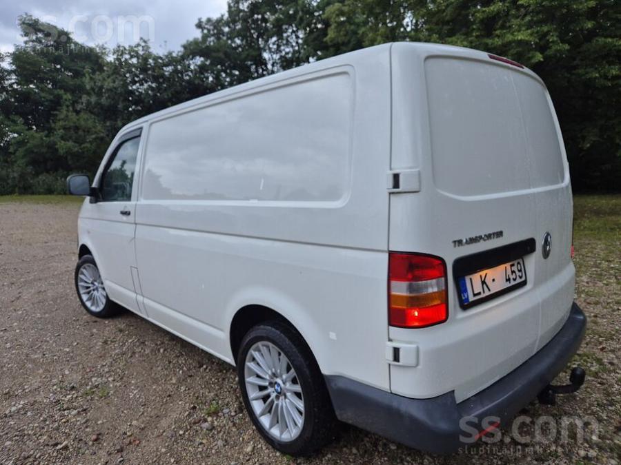 Белый Фольксваген Т5 2008 в Тукумс, объемом двигателя 1.90 л и пробегом 290 тыс. км за 7800 €, фото 5 на AUTOMOTO.COM.LV