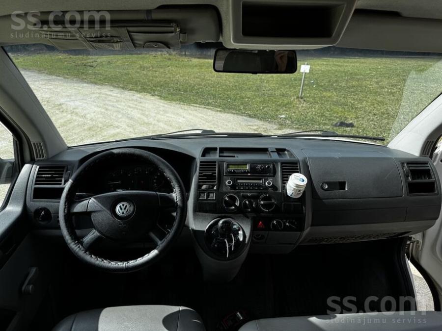 Balts Volkswagen T5 2008 Rēzekne, ar dzinēja tilpumu 1.90 L un nobraukumu 348 tūkst. km par 6500 €, foto 14 vietnē AUTOMOTO.COM.LV