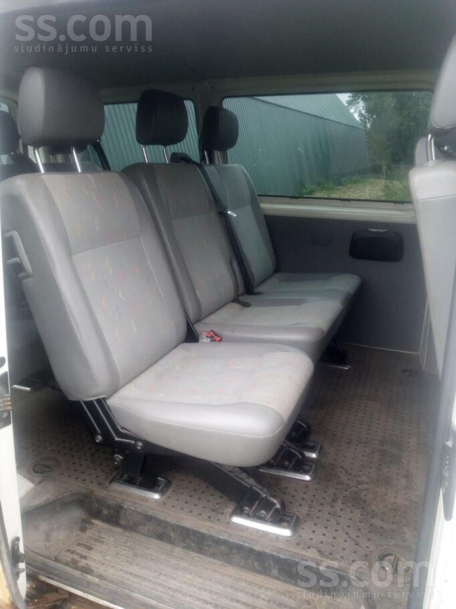 White Volkswagen T5 2008 in Kuldiga, with an engine capacity of 1.90 L and mileage of 472 thousand km for 5500 €, photo 8 on AUTOMOTO.COM.LV
