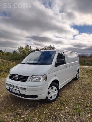 Balts Volkswagen T5 2008 Rīga, ar dzinēja tilpumu 2.50 L un nobraukumu 172 tūkst. km par 6800 €, foto 1 vietnē AUTOMOTO.COM.LV