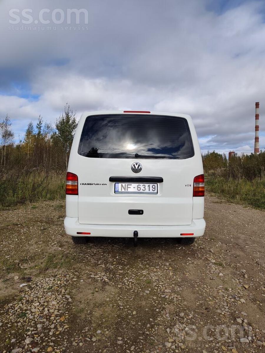 Balts Volkswagen T5 2008 Rīga, ar dzinēja tilpumu 2.50 L un nobraukumu 172 tūkst. km par 6800 €, foto 7 vietnē AUTOMOTO.COM.LV
