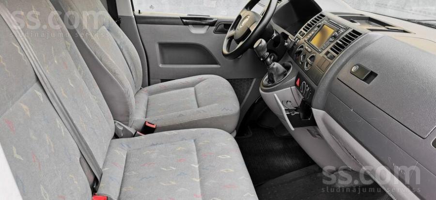 Balts Volkswagen T5 2009 Rīga, ar dzinēja tilpumu 1.90 L un nobraukumu 0 tūkst. km par 7450 €, foto 18 vietnē AUTOMOTO.COM.LV