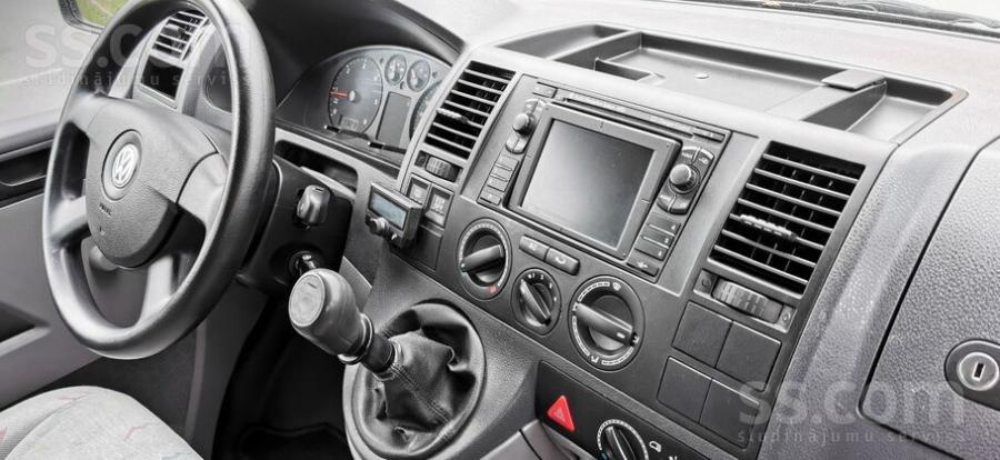 Balts Volkswagen T5 2009 Rīga, ar dzinēja tilpumu 1.90 L un nobraukumu 0 tūkst. km par 7450 €, foto 19 vietnē AUTOMOTO.COM.LV