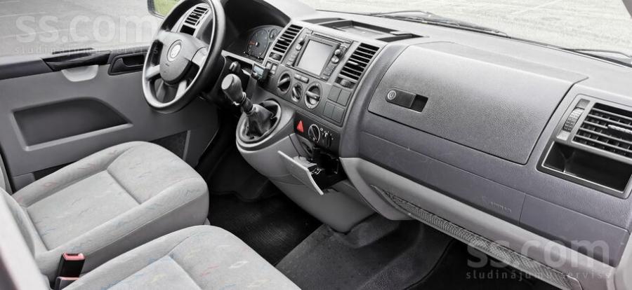 Balts Volkswagen T5 2009 Rīga, ar dzinēja tilpumu 1.90 L un nobraukumu 0 tūkst. km par 7450 €, foto 20 vietnē AUTOMOTO.COM.LV