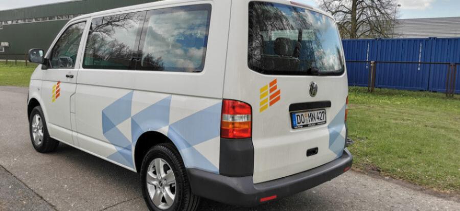 White Volkswagen T5 2009 in Riga, with an engine capacity of 1.90 L and mileage of 210 thousand km for 8450 €, photo 12 on AUTOMOTO.COM.LV