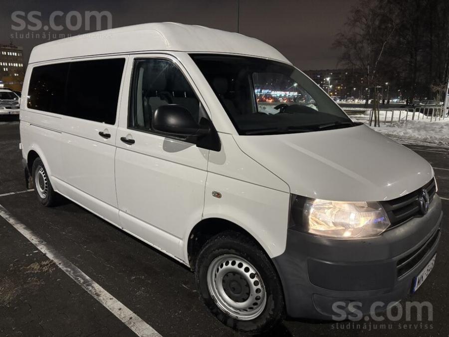 Balts Volkswagen T5 2010 Rīga, ar dzinēja tilpumu 2.00 L un nobraukumu 311 tūkst. km par 10000 €, foto 2 vietnē AUTOMOTO.COM.LV