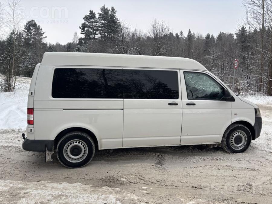 Balts Volkswagen T5 2010 Rīga, ar dzinēja tilpumu 2.00 L un nobraukumu 311 tūkst. km par 10000 €, foto 7 vietnē AUTOMOTO.COM.LV