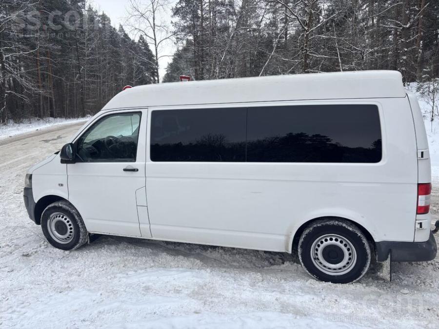 Balts Volkswagen T5 2010 Rīga, ar dzinēja tilpumu 2.00 L un nobraukumu 311 tūkst. km par 10000 €, foto 8 vietnē AUTOMOTO.COM.LV