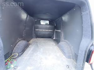 Balts Volkswagen T5 2010 Liepāja, ar dzinēja tilpumu 2.00 L un nobraukumu 227 tūkst. km par 6500 €, foto 8 vietnē AUTOMOTO.COM.LV