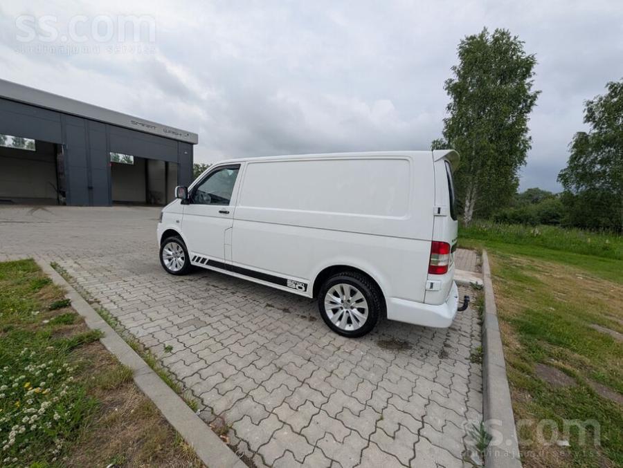 Balts Volkswagen T5 2010 Liepāja, ar dzinēja tilpumu 2.00 L un nobraukumu 227 tūkst. km par 6500 €, foto 12 vietnē AUTOMOTO.COM.LV