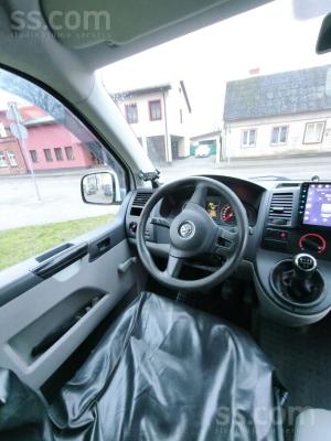 Balts Volkswagen T5 2010 Liepāja, ar dzinēja tilpumu 2.00 L un nobraukumu 227 tūkst. km par 6500 €, foto 13 vietnē AUTOMOTO.COM.LV