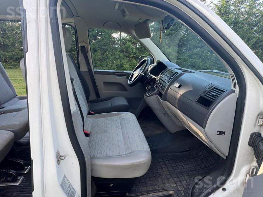 White Volkswagen T5 2010 in Ogre, with an engine capacity of 1.90 L and mileage of 257 thousand km for 6900 €, photo 6 on AUTOMOTO.COM.LV