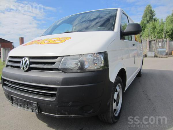 Balts Volkswagen T5 2010 Tukums, ar dzinēja tilpumu 2.00 L un nobraukumu 354 tūkst. km par 6500 €, foto 1 vietnē AUTOMOTO.COM.LV