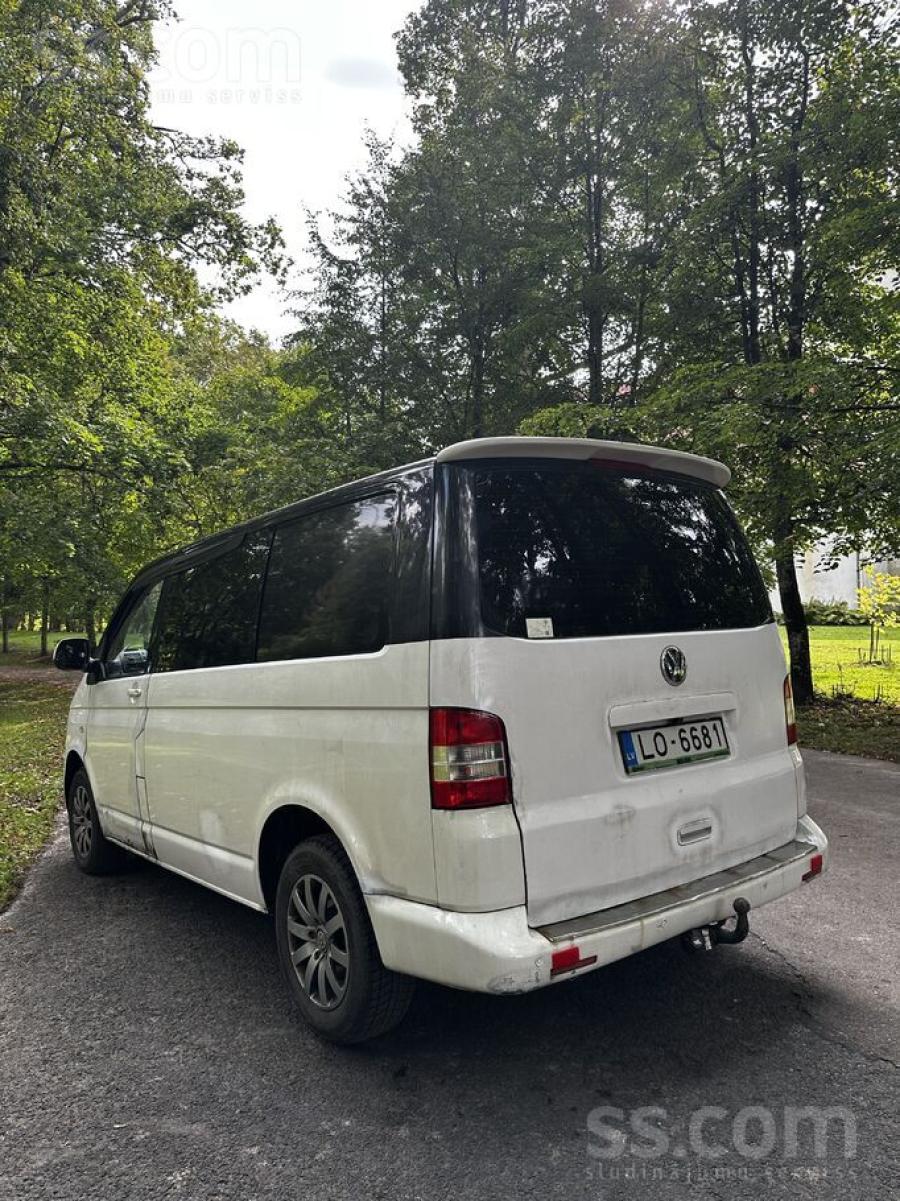 Balts Volkswagen T5 2010 Ogre, ar dzinēja tilpumu 2.00 L un nobraukumu 686 tūkst. km par 5650 €, foto 4 vietnē AUTOMOTO.COM.LV