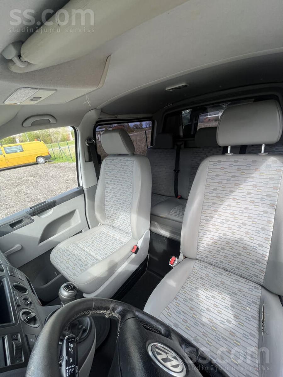 White Volkswagen T5 2011 in Cesis, with an engine capacity of 1.90 L and mileage of 380 thousand km for 5500 €, photo 6 on AUTOMOTO.COM.LV