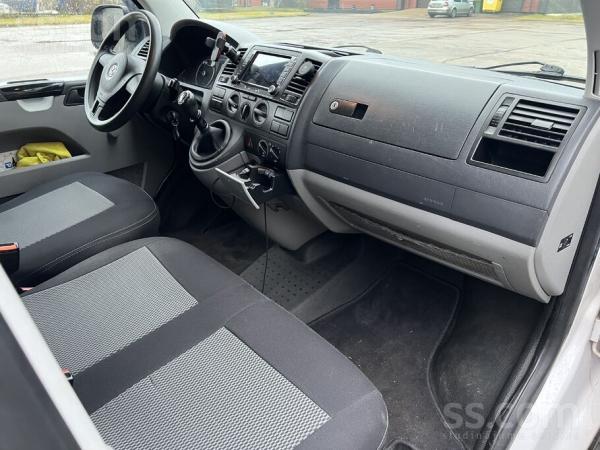 Balts Volkswagen T5 2011 Rīga, ar dzinēja tilpumu 2.00 L un nobraukumu 279 tūkst. km par 10300 €, foto 6 vietnē AUTOMOTO.COM.LV