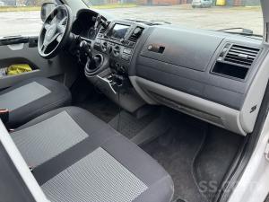 White Volkswagen T5 2011 in Riga, with an engine capacity of 2.00 L and mileage of 279 thousand km for 10300 €, photo 6 on AUTOMOTO.COM.LV