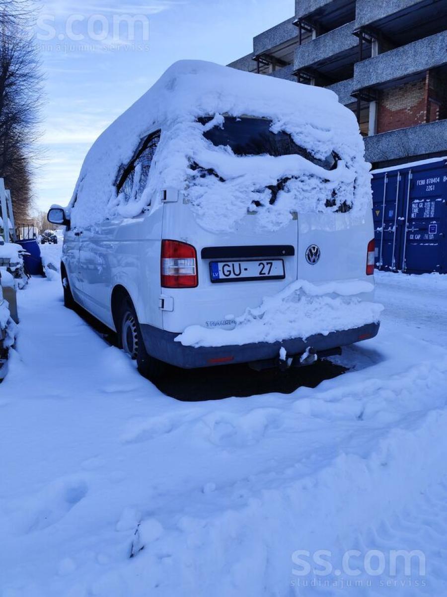White Volkswagen T5 2012 in Riga, with an engine capacity of 2.00 L and mileage of 240 thousand km for 6000 €, photo 1 on AUTOMOTO.COM.LV