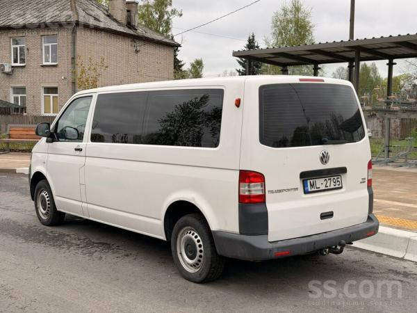 Белый Фольксваген Т5 2012 в Рига, объемом двигателя 2.00 л и пробегом 255 тыс. км за 9400 €, фото 7 на AUTOMOTO.COM.LV